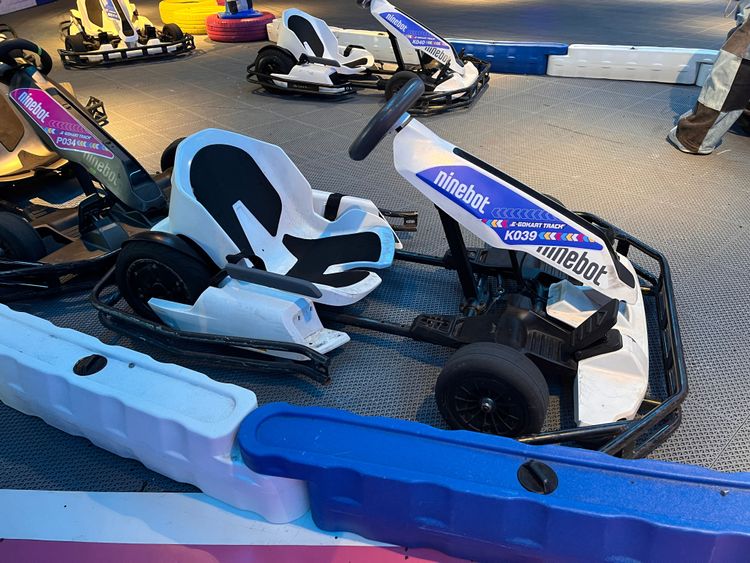 曼谷Siam Discovery打造運動樂園 室內涼住冷氣賽電動高卡車 - Fly GBA